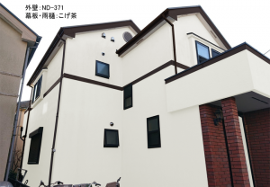 調布市調布ケ丘でツートンカラーの住宅をカラーシミュレーション、パーフェクトトップのND-371に決定！ | 東京の外壁塗装・屋根塗装、塗り替えは街の外壁塗装やさん東東京店へ